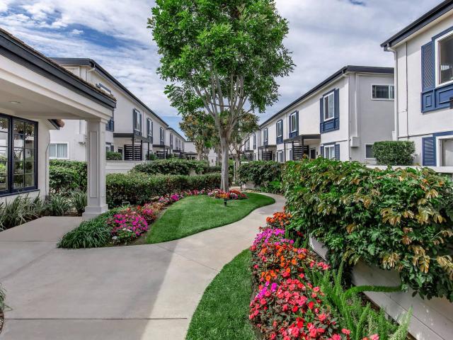 2 BR, 1.5 BA Apartment 1525 Placentia Avenue Unit E 1, Newport Beach, CA 92663