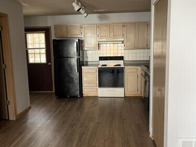 2 BR, 1.5 BA Apartment 15 Pivot Rock Rd, Unit C12, Eureka Springs, AR 72632