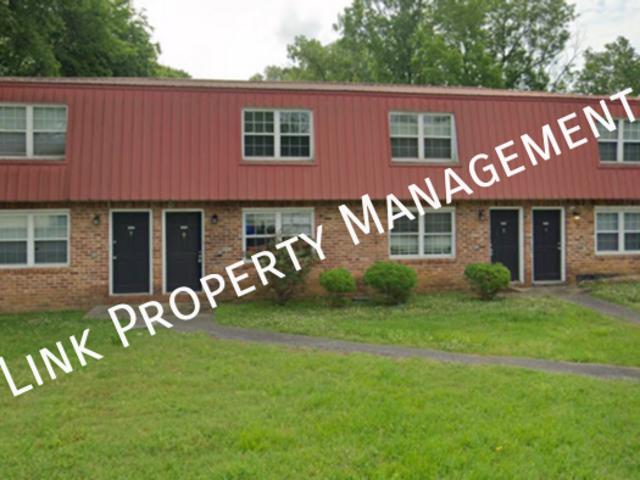 2 BR, 1.5 BA Apartment 1640 Keeble St, East Ridge, TN 37412