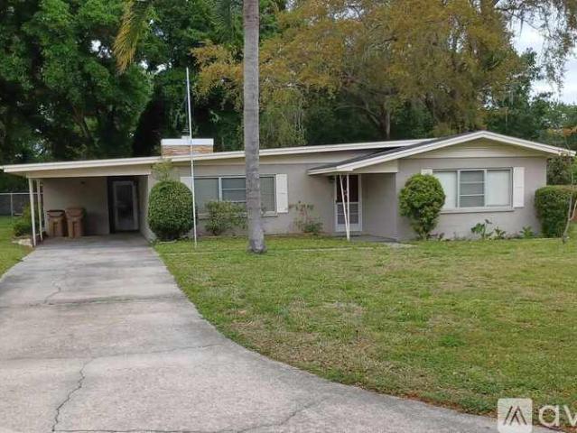 2 BR, 1.5 BA Apartment 1635 Sunset Circle, Mount Dora, FL 32757