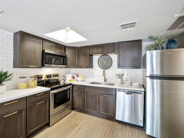 2 BR, 1.5 BA Apartment 1750 W Boston Street Unit 1062, Chandler, AZ 85224