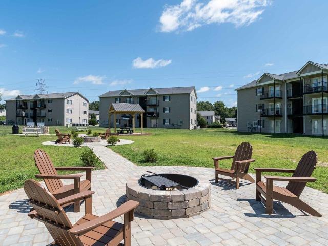 2 BR, 1.5 BA Apartment 171 Donaldson Drive Unit 367, Lincolnton, NC 28092
