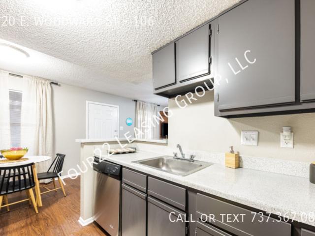 2 BR, 1.5 BA Apartment 1720 E. Woodward St, Austin, TX 78741