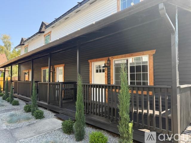 2 BR, 1.5 BA Apartment 1735 Southeast 7th Avenue, Unit G, Camas, WA 98607