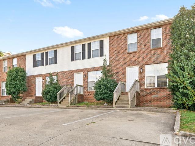 2 BR, 1.5 BA Apartment 1880 Waters Edge Dr, Unit D, Clarksville, TN 37043