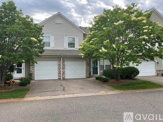 2 BR, 1.5 BA Apartment 1891 Bluestem Ln Shoreview, Unit TH, Shoreview, MN 55126