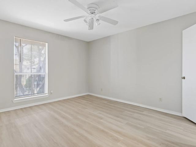 2 BR, 1.5 BA Apartment 1810 Teasley Ln Unit W5 W0129, Denton, TX 76205