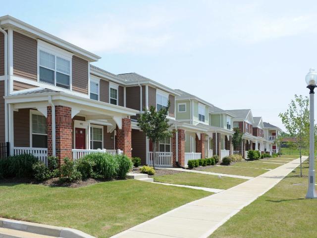 2 BR, 1.5 BA Apartment 198 North Pauline Street Unit 20 252, Memphis, TN 38105