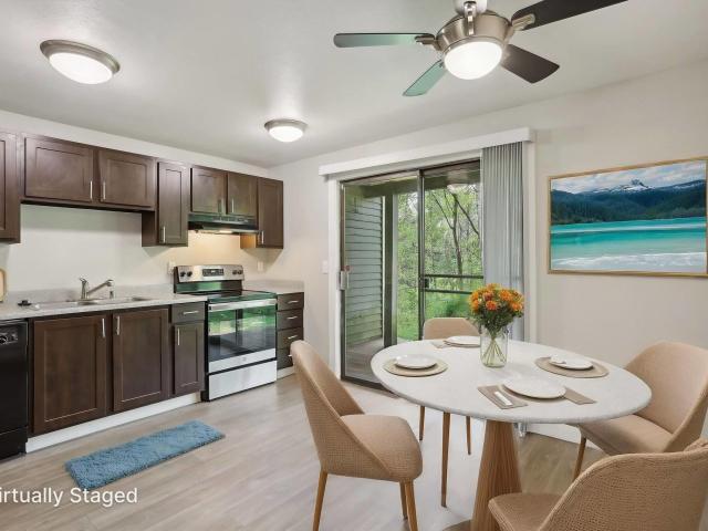 2 BR, 1.5 BA Apartment 190 S 334th St Unit 114C, Federal Way, WA 98003