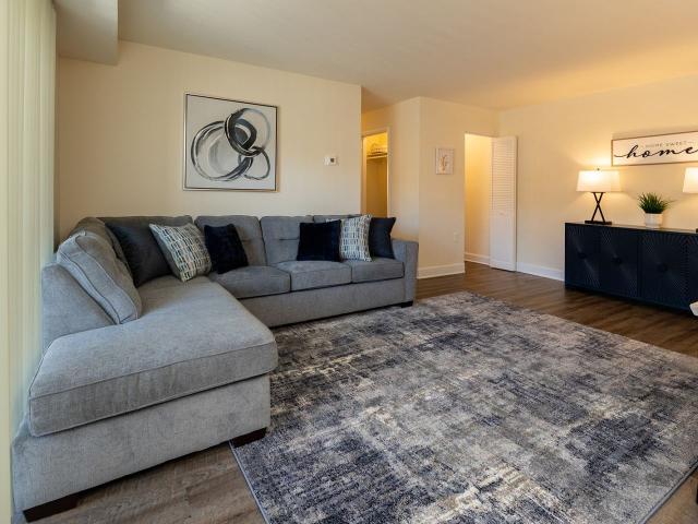 2 BR, 1.5 BA Apartment 1 Millpaint Lane Unit T004001B, Owings Mills, MD 21117