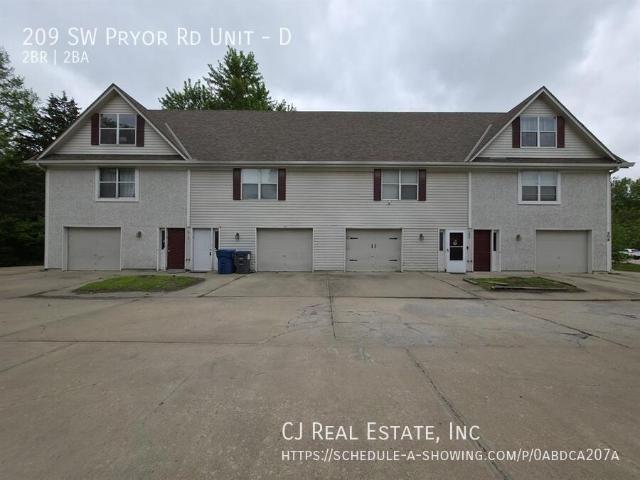 2 BR, 1.5 BA Apartment 209 SW Pryor Rd Unit, Lee's Summit, MO 64081