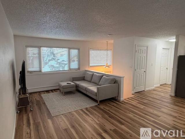 2 BR, 1.5 BA Apartment 2000 Blueberry Street, Unit 2000, Anchorage, AK 99503