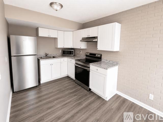 2 BR, 1.5 BA Apartment 2036 Catalpa Dr, Unit D, Dayton, OH 45406