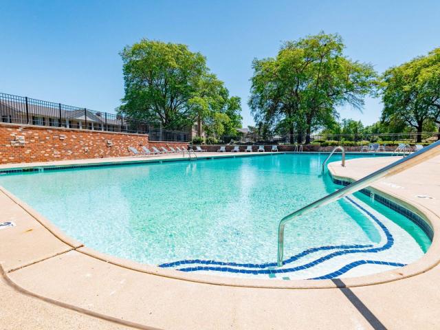 2 BR, 1.5 BA Apartment 2130 East Hill Road Unit 499, Grand Blanc, MI 48439