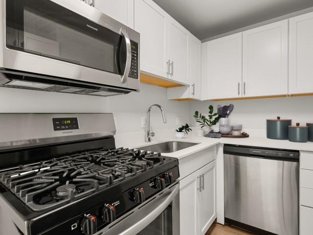 2 BR, 1.5 BA Apartment 2248 S 440 E Unit 2244 F, Salt Lake City, UT 84115