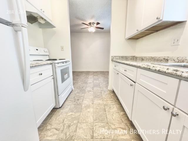 2 BR, 1.5 BA Apartment 2219 Ruhland Ave Redondo Beach, CA 90278
