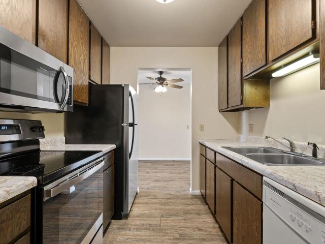 2 BR, 1.5 BA Apartment 222 Wentworth Avenue West Unit 302, Minneapolis, MN 55405