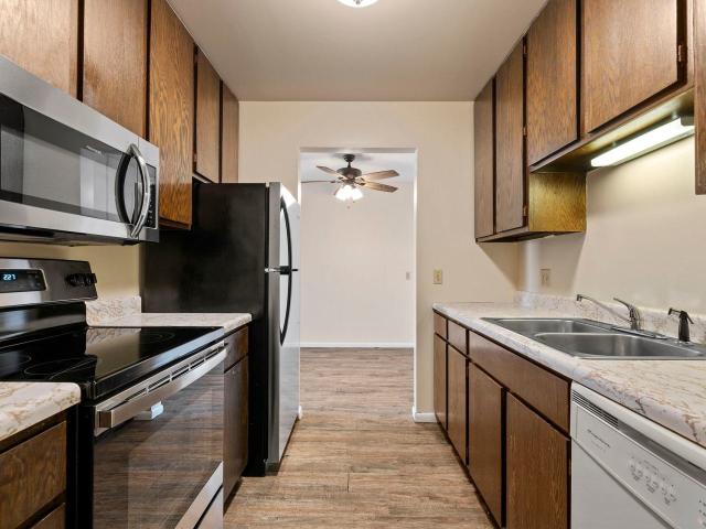 2 BR, 1.5 BA Apartment 222 Wentworth Avenue West Unit 310, Minneapolis, MN 55405