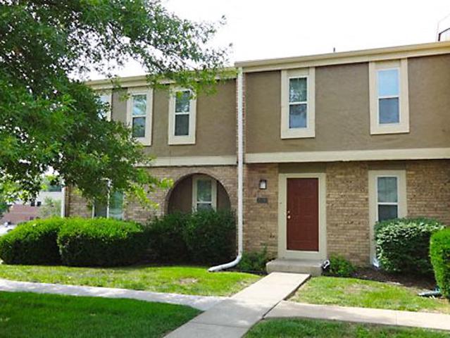 2 BR, 1.5 BA Apartment 2300 A E Willow Dr Unit 2327, Olathe, KS 66062