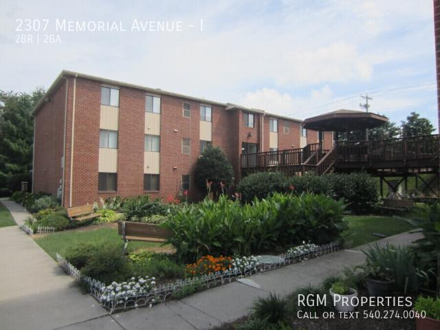 2 BR, 1.5 BA Apartment 2307 Memorial Avenue, Roanoke, VA 24015