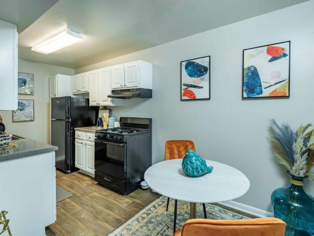 2 BR, 1.5 BA Apartment 2419 Wycliff Road Unit 12413K, Raleigh, NC 27607