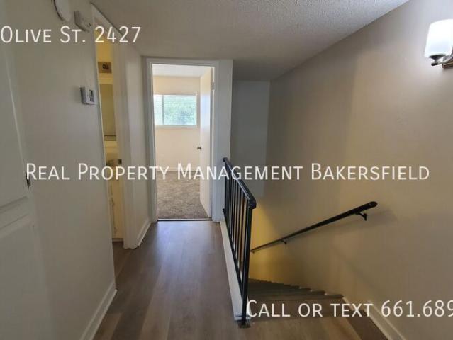 2 BR, 1.5 BA Apartment 2427 Olive St. 2427, Bakersfield, CA 93301
