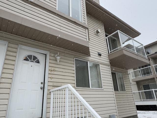 2 BR, 1.5 BA Apartment 2505 42 Street Northwest 67, Edmonton, AB T6L 7G8