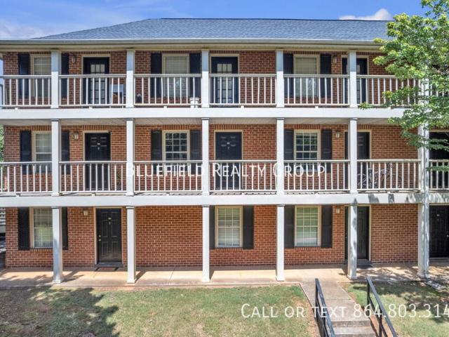 2 BR, 1.5 BA Apartment 250 Elm Street, Clemson, SC 29631