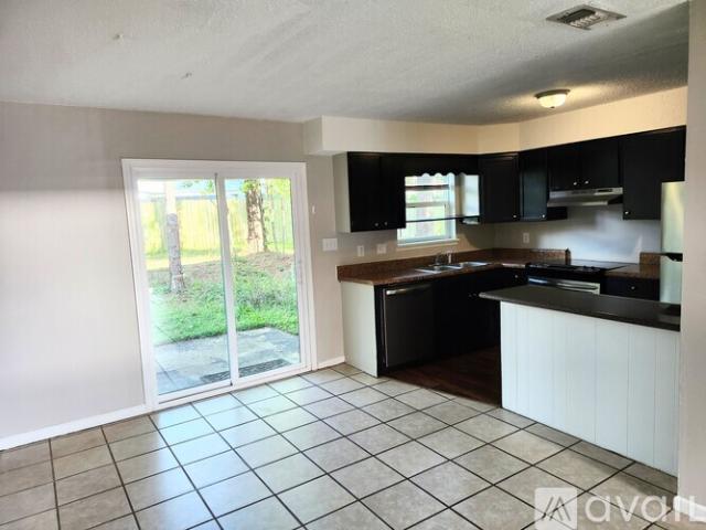 2 BR, 1.5 BA Apartment 2519 Beech St, Panama City Beach, FL 32408