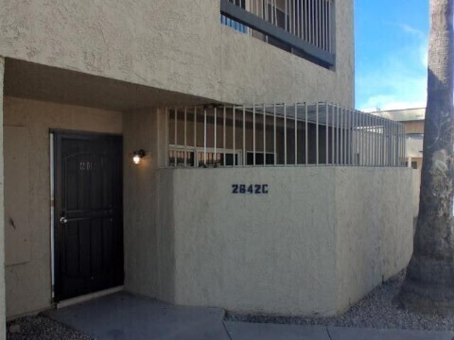 2 BR, 1.5 BA Apartment 2642 N 43rd Ave, Phoenix, AZ 85009