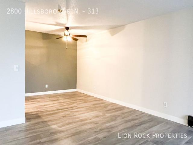 2 BR, 1.5 BA Apartment 2800 Hillsboro Ave. N New Hope, MN 55427