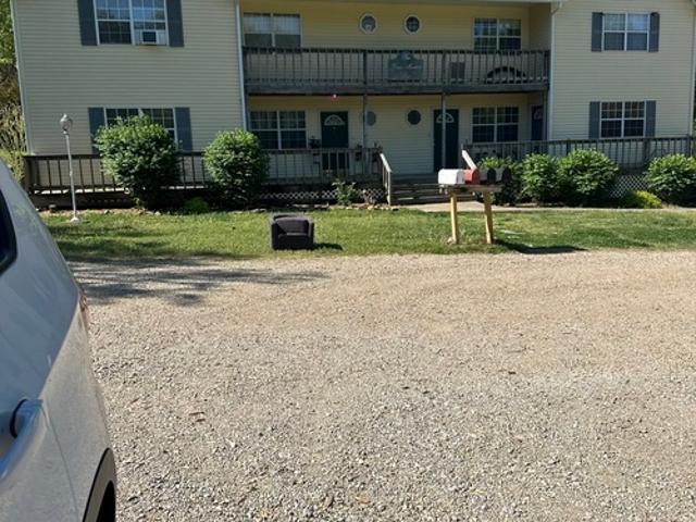 2 BR, 1.5 BA Apartment 2 Green Meadow Lane, Unit C, Eureka Springs, AR 72631