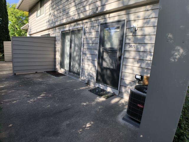 2 BR, 1.5 BA Apartment 3071 Zarthan Ave S, St Louis Park, MN 55416
