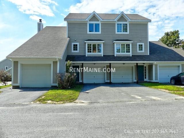 2 BR, 1.5 BA Apartment 307 Garland St Bangor, ME 04401