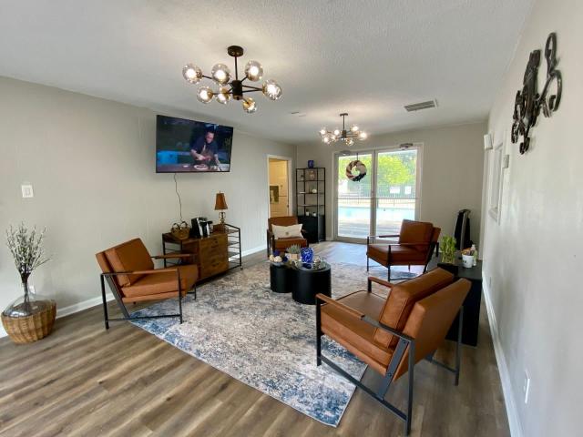 2 BR, 1.5 BA Apartment 300 Indianhead Cove Unit 90, Sherwood, AR 72120