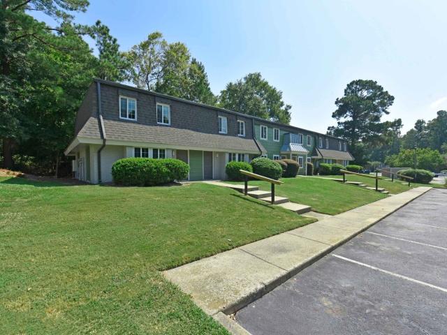 2 BR, 1.5 BA Apartment 3190 Skinner Mill Road Unit 25D, Augusta, GA 30909