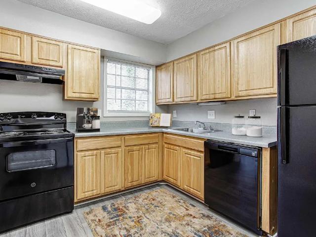 2 BR, 1.5 BA Apartment 3100 Rainbow Forest Cir Unit 3105 C, Decatur, GA 30034