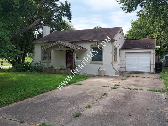 2 BR, 1.5 BA Apartment 3101 SW Dorr St, Topeka, KS 66604