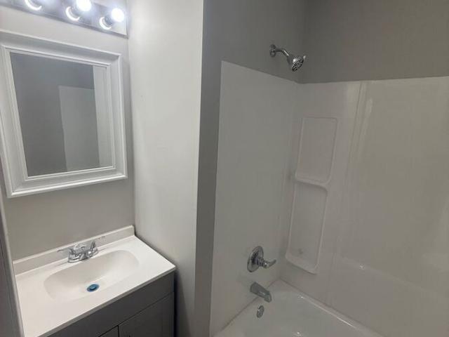 2 BR, 1.5 BA Apartment 31 Hurley Street, Berea, KY 40403