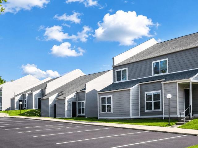 2 BR, 1.5 BA Apartment 3395 Spangler Dr. Unit 059, Lexington, KY 40517