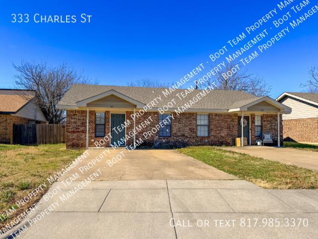 2 BR, 1.5 BA Apartment 333 Charles St, Keller, TX 76248
