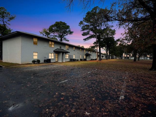 2 BR, 1.5 BA Apartment 3471 West Briarpark Drive Unit 3461B 01, Memphis, TN 38116