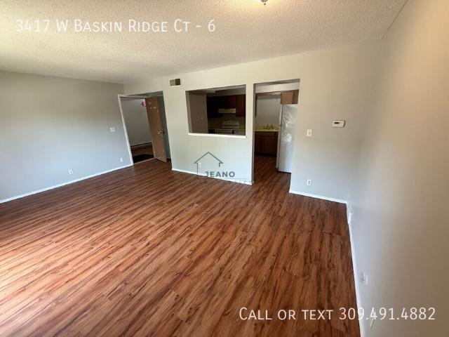 2 BR, 1.5 BA Apartment 3417 W Baskin Ridge Ct, Peoria, IL 61604