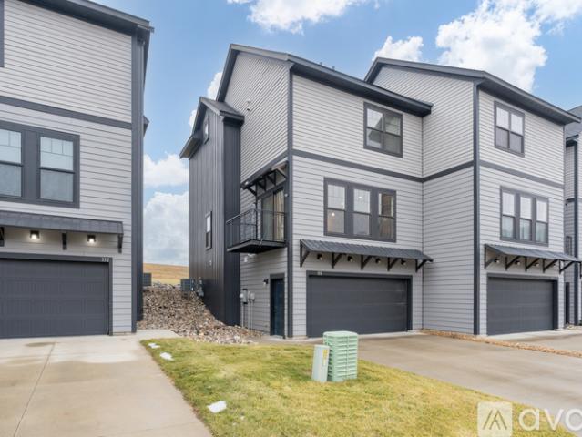 2 BR, 1.5 BA Apartment 350 Trestle Trl, Unit 350, Mankato, MN 56001