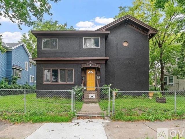 2 BR, 1.5 BA Apartment 3714 Stevens Avenue, Unit #3, Minneapolis, MN 55409