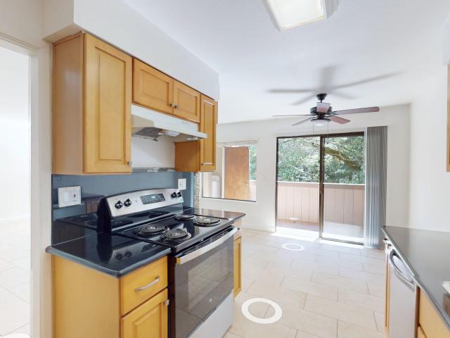 2 BR, 1.5 BA Apartment 37 1 Clay Ct, Novato, CA 94949