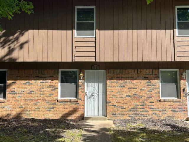 2 BR, 1.5 BA Apartment 3815 Treebrook Dr, Imperial, MO 63052