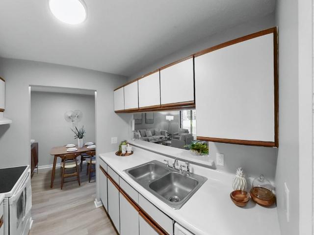 2 BR, 1.5 BA Apartment 3902 St Andrews Circle Unit 1040061D, Mishawaka, IN 46545