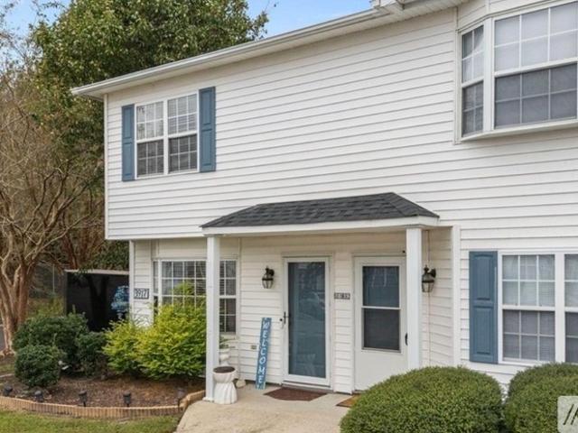 2 BR, 1.5 BA Apartment 3917 Sterling Pointe Drive, Winterville, NC 28590