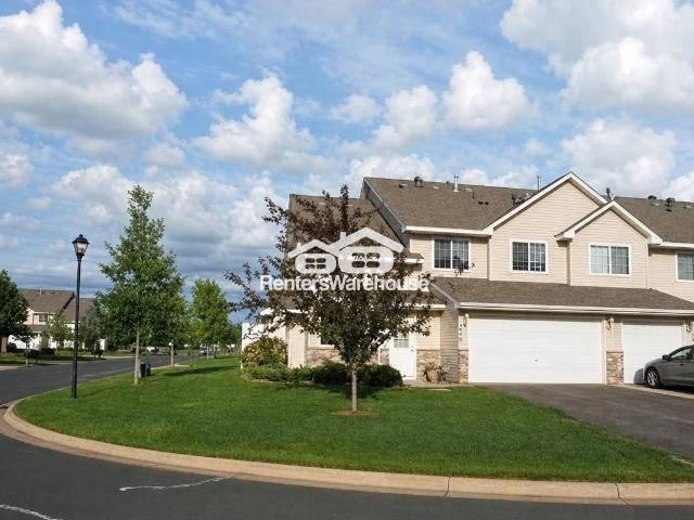 2 BR, 1.5 BA Apartment 400 Horizon Dr SE, New Prague, MN 56071